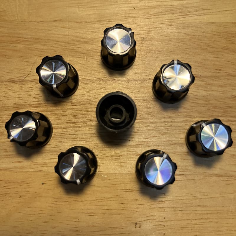 Fluted Skirted 1/4" D Shaft Effects Knobs (lot of 8) | Reverb