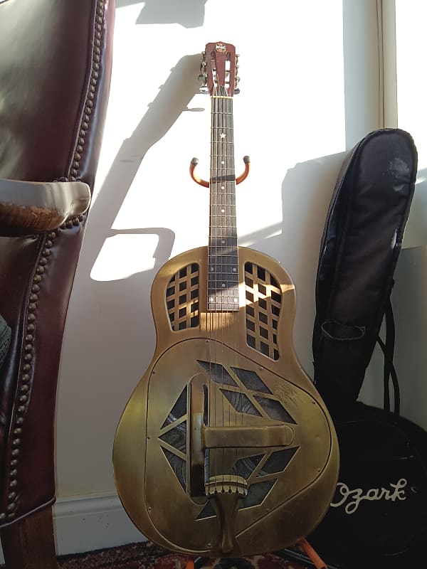 Republic guitars Tricone Classic 2020 Antique Bronze | Reverb UK
