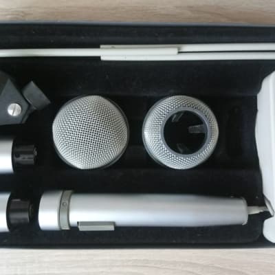 UHER M-942 dynamic microphone West Germany | Reverb