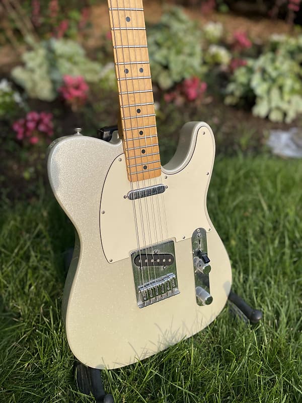 Fender 2011 60th Anniversary MIM Telecaster w/ hardshell | Reverb