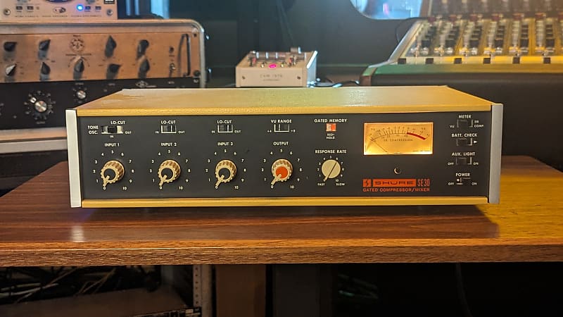 Shure SE-30 Gated Compressor Mixer | Reverb