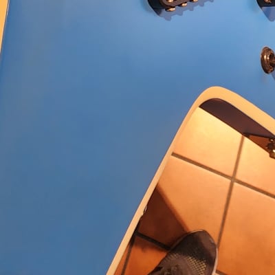 Kiesel Ultra V - Grabber Blue Satin and White | Reverb