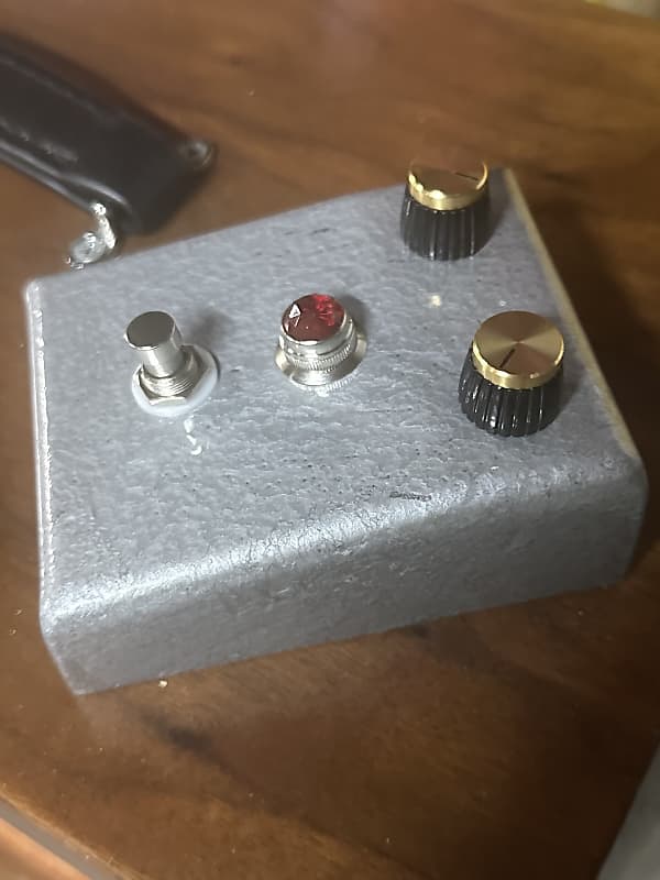 Fuzz Face Clone - vintage RCA 2N414 Germanium Transistors | Reverb