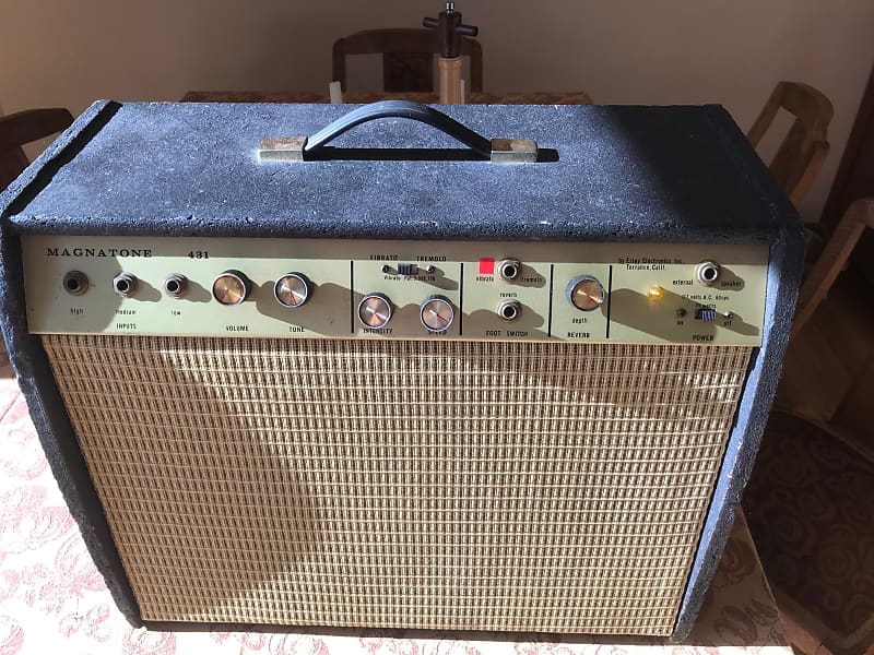 Circa 1965 Magnatone Model 431 tube combo; 15-Watt, 1x12" + | Reverb