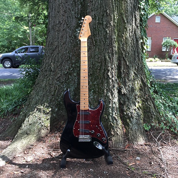 American Fender Stratocaster with Active EMG pickups | Reverb