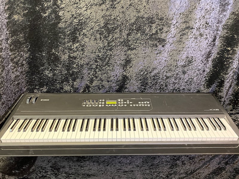 Yamaha KX8 | Reverb