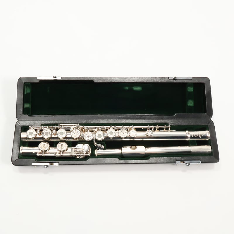 Azumi Altus Model A1007 Professional Flute SN 011157 NICE | Reverb