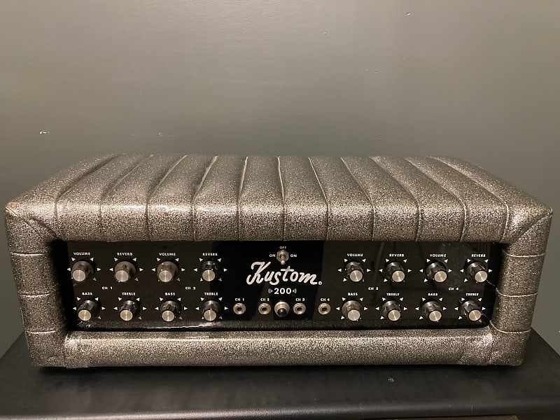 Kustom 200 1970's Champagne Silver Sparkle Tuck And Roll | Reverb