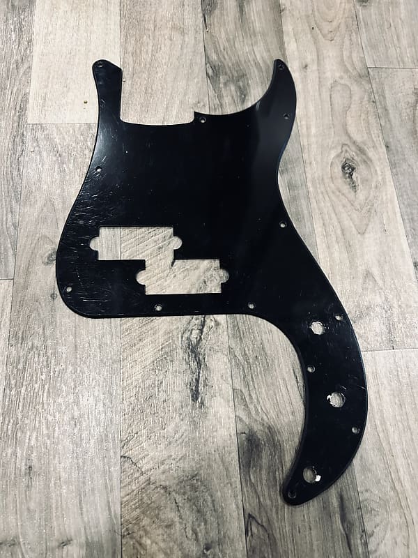 Fender Precision Bass Pickguard - Black | Reverb