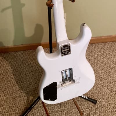 Vintage Vester Stage Series 1987-1988 - White; Plays like | Reverb