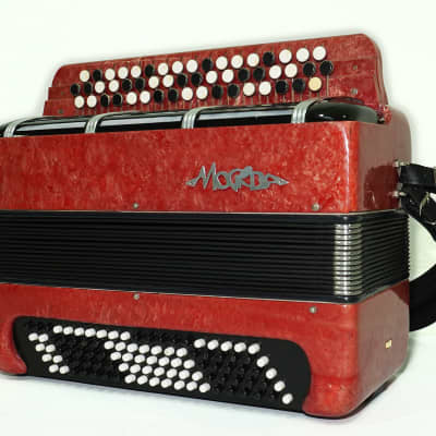 Russian Bayan Moscow, 3 Rows 100 Bass Original Button | Reverb