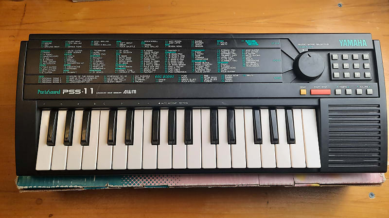 Yamaha PSS-11 90s boxed Sample based Keyboard Retro Mini | Reverb UK