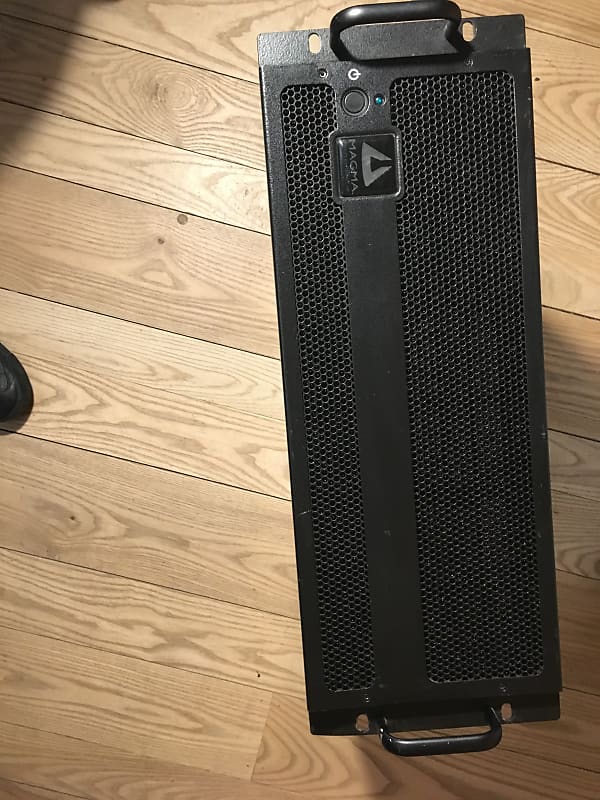 Magma PE6R4 Expansion Chassis -- 4 HD cards | Reverb