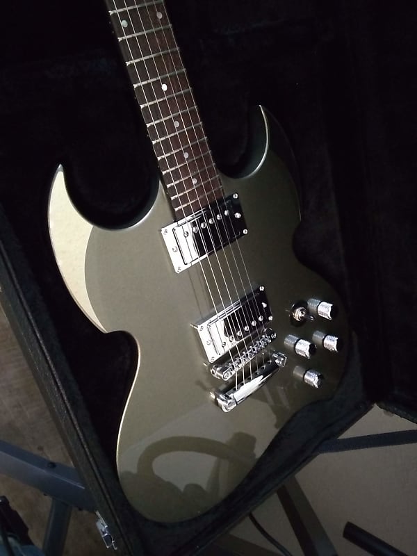 EXCELLENT! Samick Greg Bennett Cobra CA2 Metallic Silver | Reverb