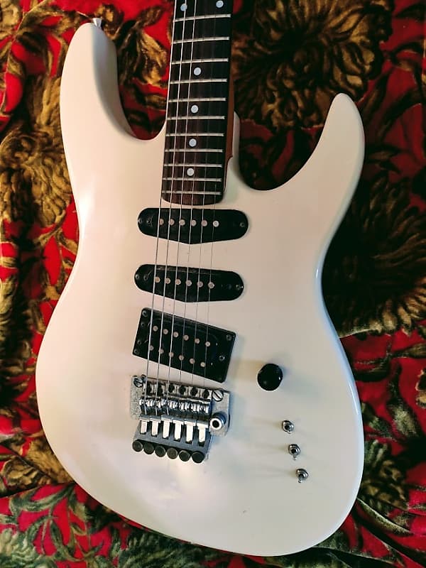 Kramer Striker 600ST | Reverb