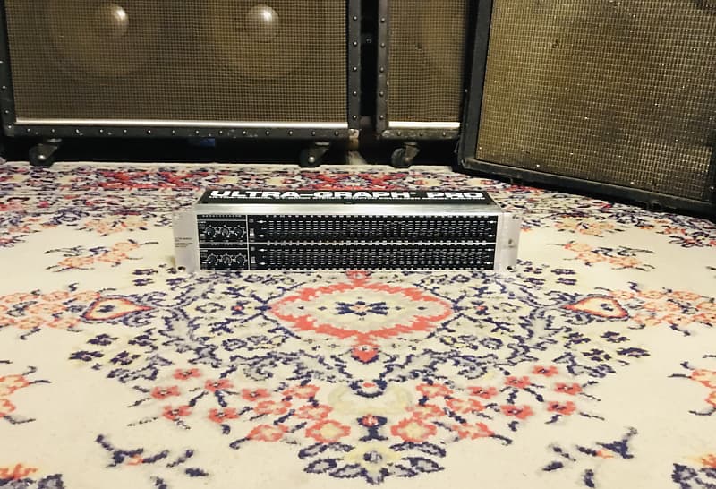 Behringer Ultra Graph Pro GEQ3102 2-Channel 31-Band Graphic | Reverb