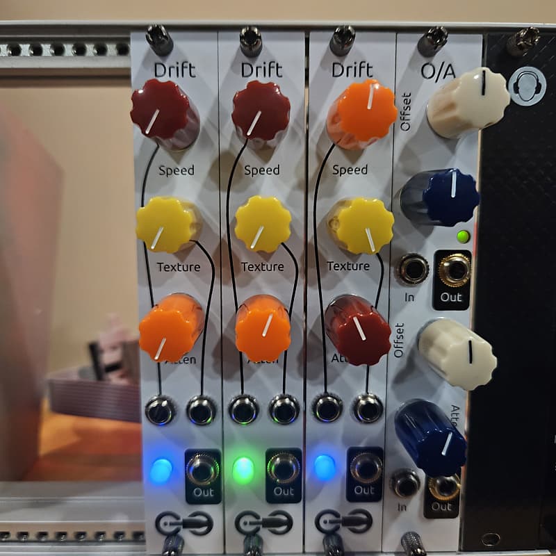 Freemodular Drift unique CV modulation (with 4 different | Reverb UK