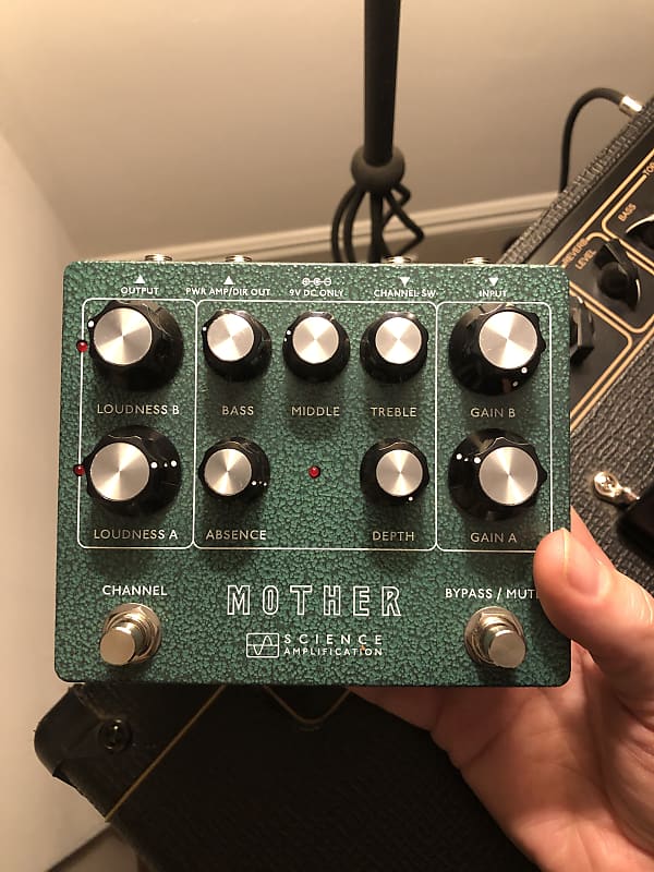 Science Amplification Mother Preamp 2024 - Hammered Green | Reverb