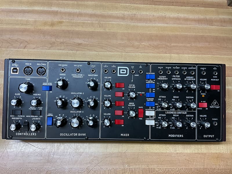 Behringer Model D | Reverb