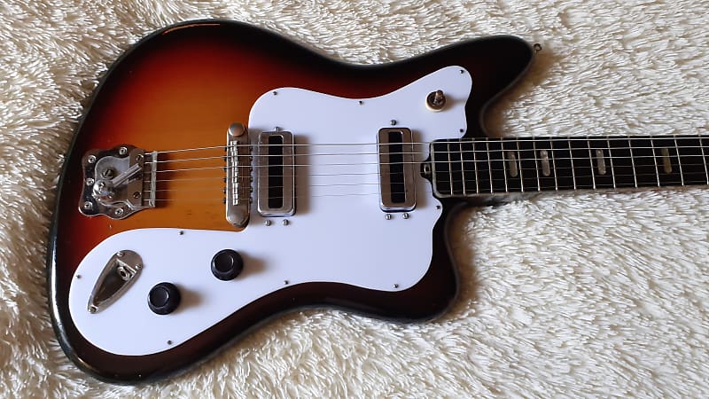 Musima Eterna de Luxe 25 Jaguar 1975 3 Color Sunburst | Reverb