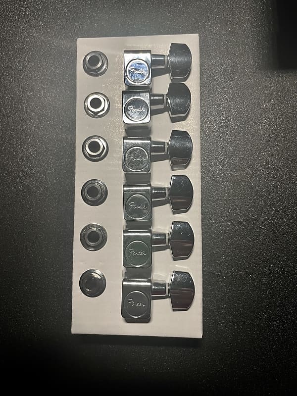Fender Standard In Line Machine Heads, Tuners - Chrome | Reverb