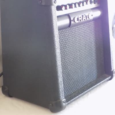 Crate GTX-15 Guitar Amp with 16 Built In Effects Settings | Reverb