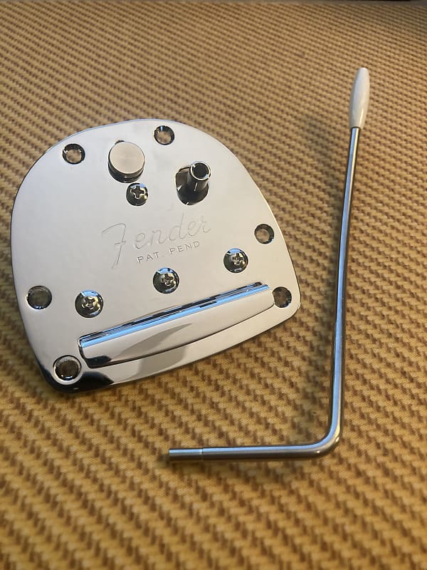 Fender Jazzmaster Tremolo with lock button - Chrome/Silver | Reverb