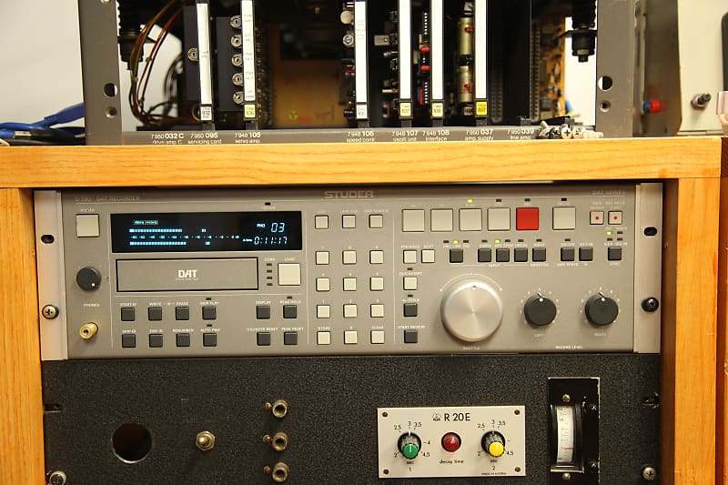 Studer D780 DAT Recorder in Excellent Condition | Reverb Australia