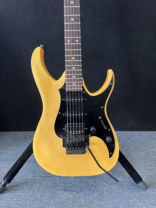 Heartfield by Fender Talon Guitar 1991 MIJ Yellow Floyd Rose | Reverb