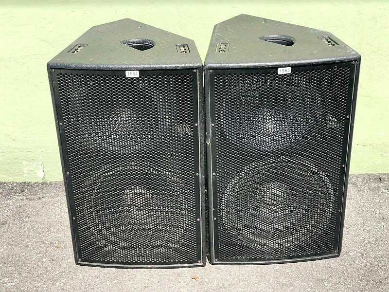 EAW LA215 Linear Activation 2-Way Loud Speakers #1564 - #1567 | Reverb