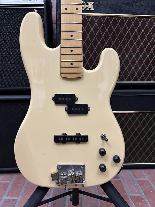 *Project* Martin Stinger Bass | Reverb