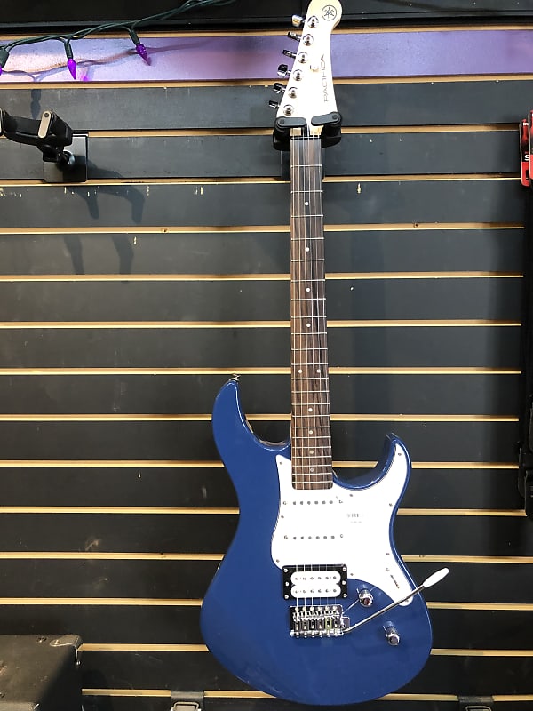 Yamaha PAC112V-UTB Pacifica HSS 2022 - Present United Blue | Reverb