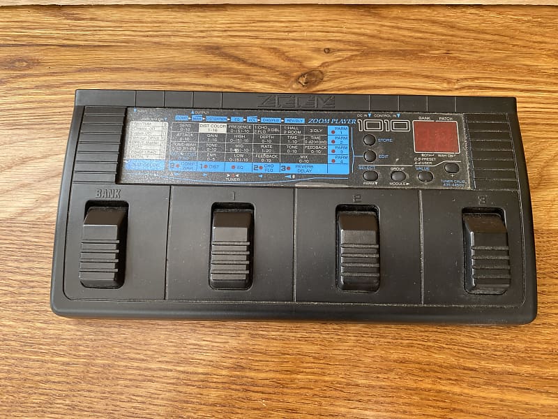 Zoom 1010 Advanced Guitar Effects Processor 1990s - Black | Reverb UK