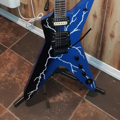 Dean Dime Razorback 2011 White explorer style dimebag Darrell | Reverb