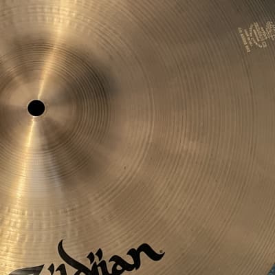 VIDEO! 18” Zildjian A Thin Crash | Reverb