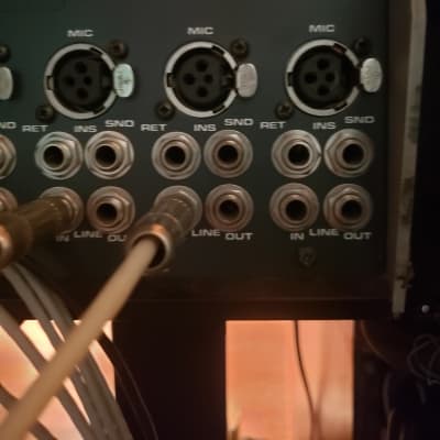 Soundcraft 8000 Mixing Console | Reverb