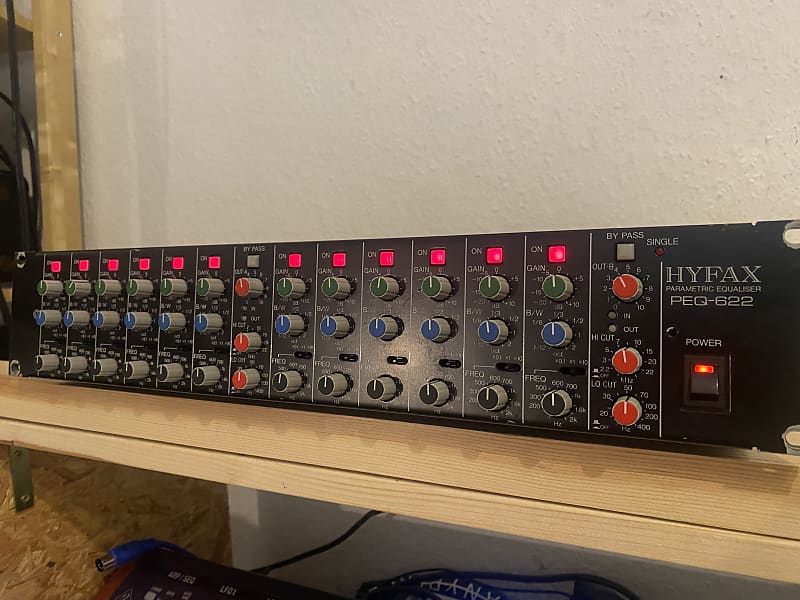 Hyfax PEQ-622 Parametric Equaliser | Reverb
