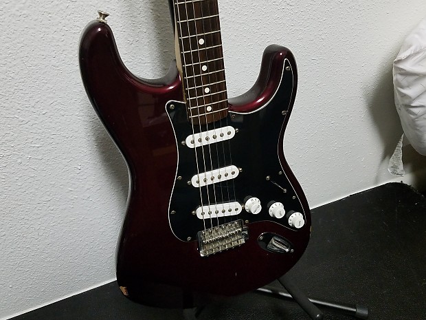 Fender Stratocaster Standard 2006 Wine Red Maroon Mexican MIM | Reverb