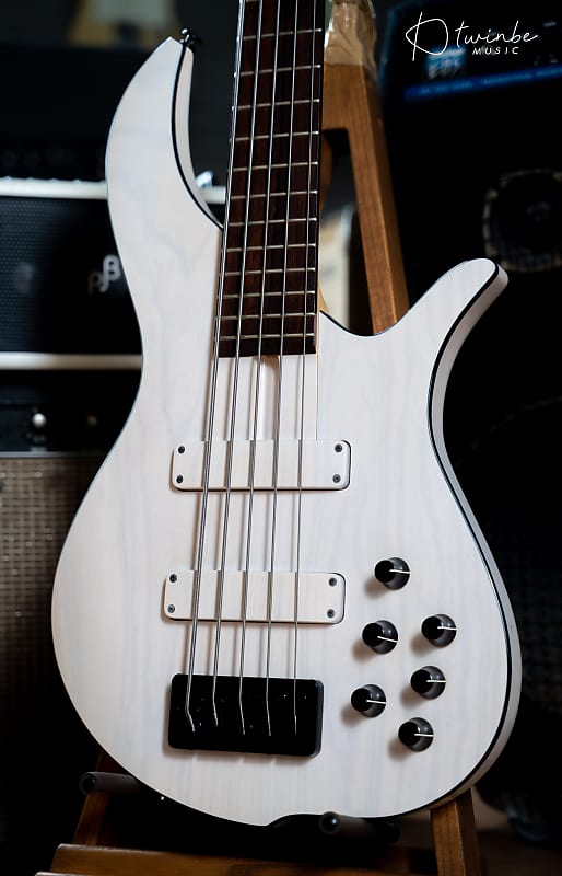 F Bass BN5 Flat Top Trans White with Binding | Reverb