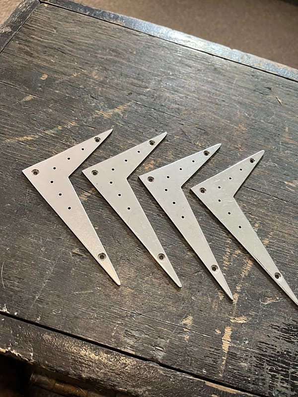 Unknown Moderne / Flying Vee tailpiece faceplate @ 2000 - chr | Reverb