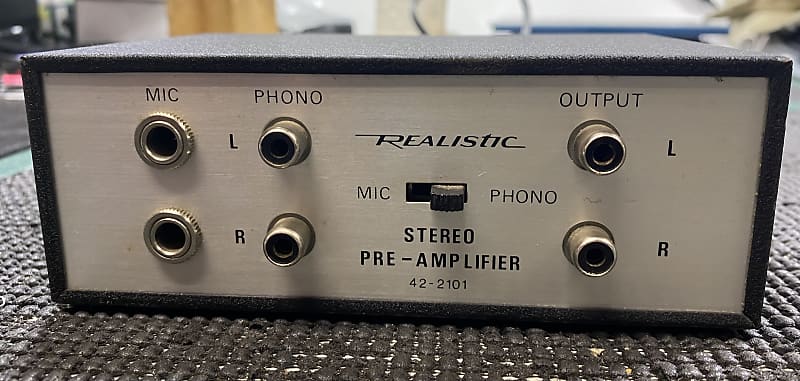 Realistic 42-2101 Stereo-Preamp | Reverb