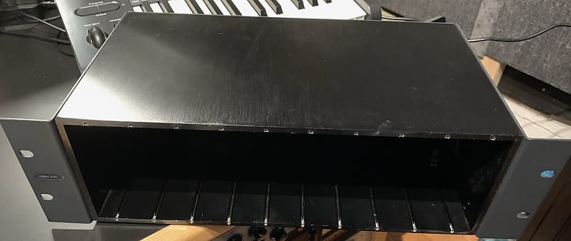 Lindell Audio Model 510 10-Space 500 Series Rack | Reverb