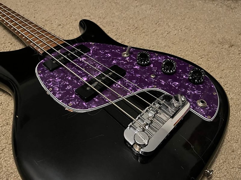 Guild SB 202 1982 - Black | Reverb