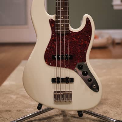 Suhr FSR Classic J Swamp Ash Electric Bass in Natural With | Reverb