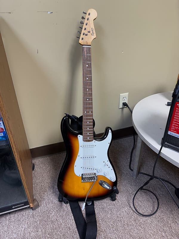 Fender Squier Bullet Strat | Reverb