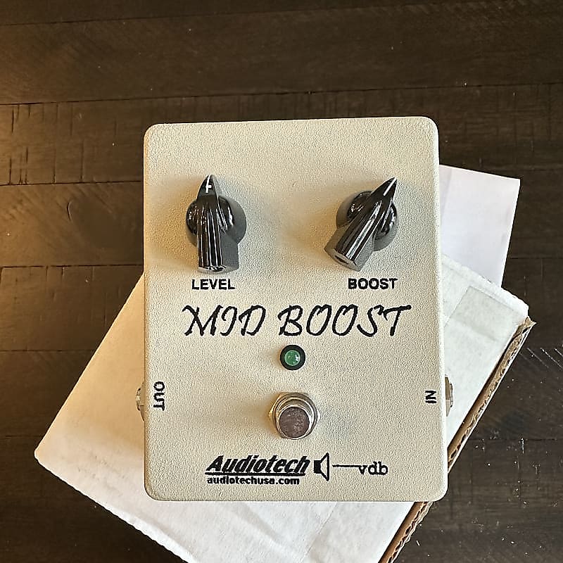 Audiotech Mid Boost MB-1 | Reverb