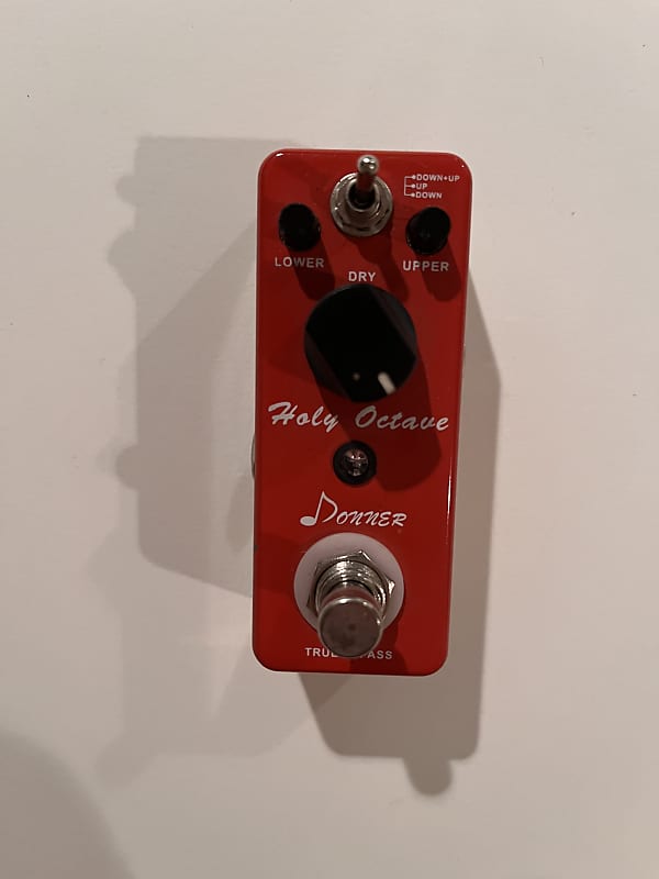 Donner Holy Octave 2000’s Red | Reverb