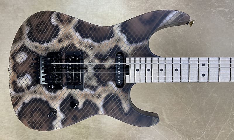 Charvel USA Custom Shop Warren DeMartini Signature HS Dinky | Reverb