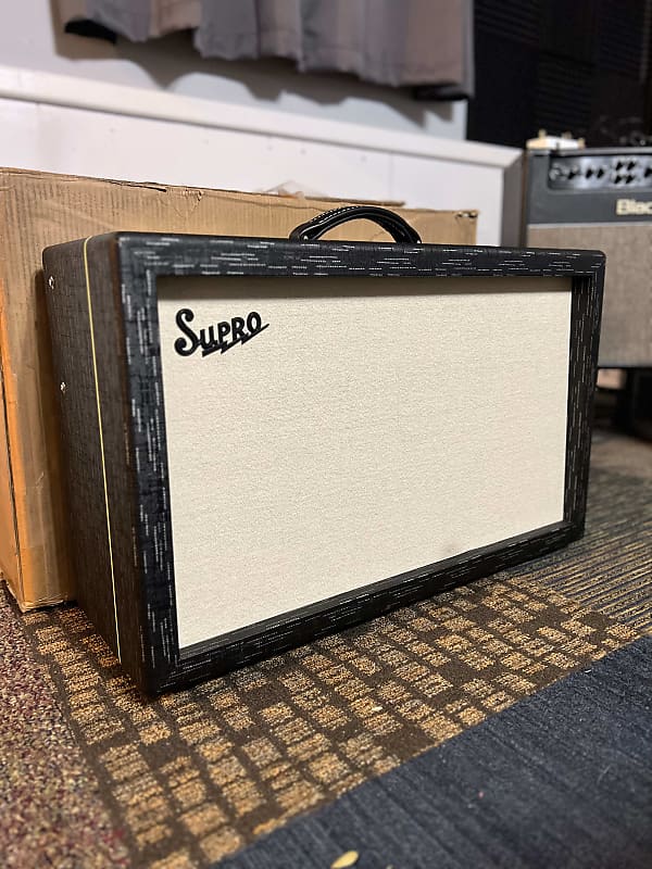 Supro 1933R Royale 2x12 50-Watt Guitar Amp Combo, FREE PADDED | Reverb