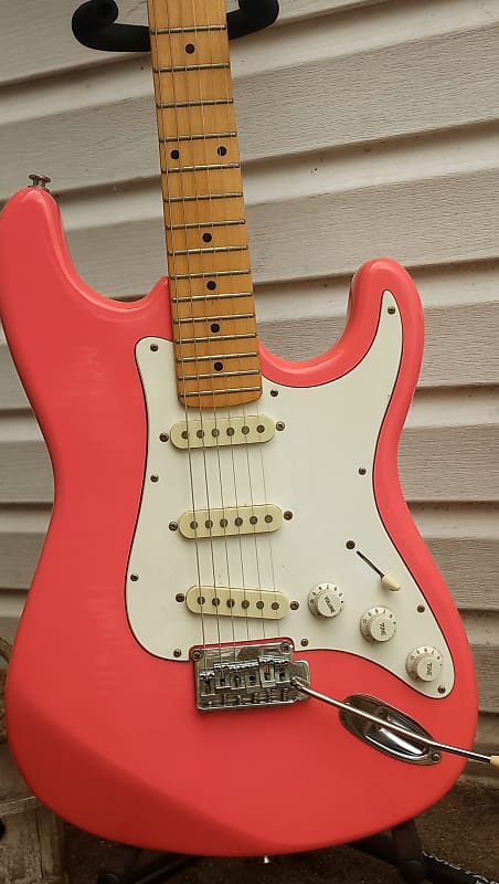 Cort Stratocaster-MIK 1988 - Hot Pink | Reverb